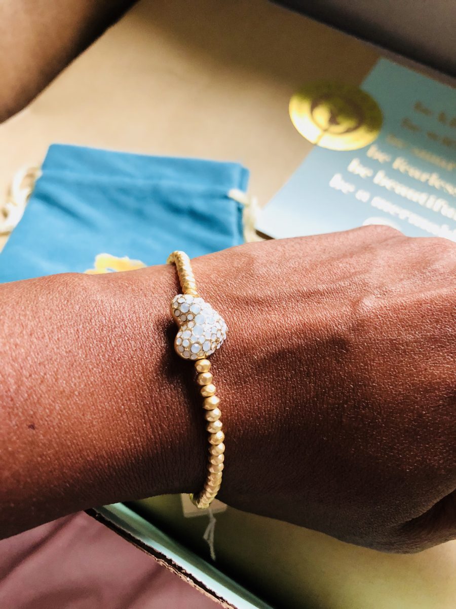 What's In My Bag: Spartina 449 Armada Tech Backpack - Talking With Tami