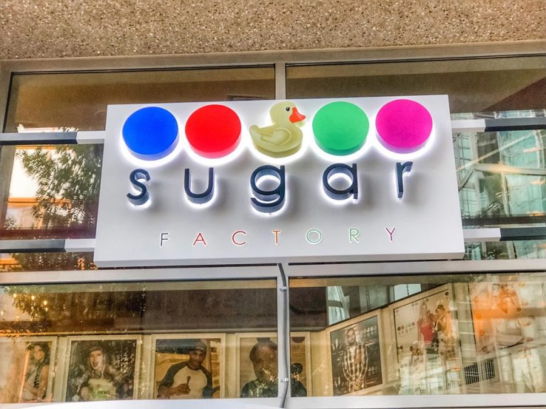 Sugar Factory Atlanta VIP Preview & Sampling - Talking With Tami