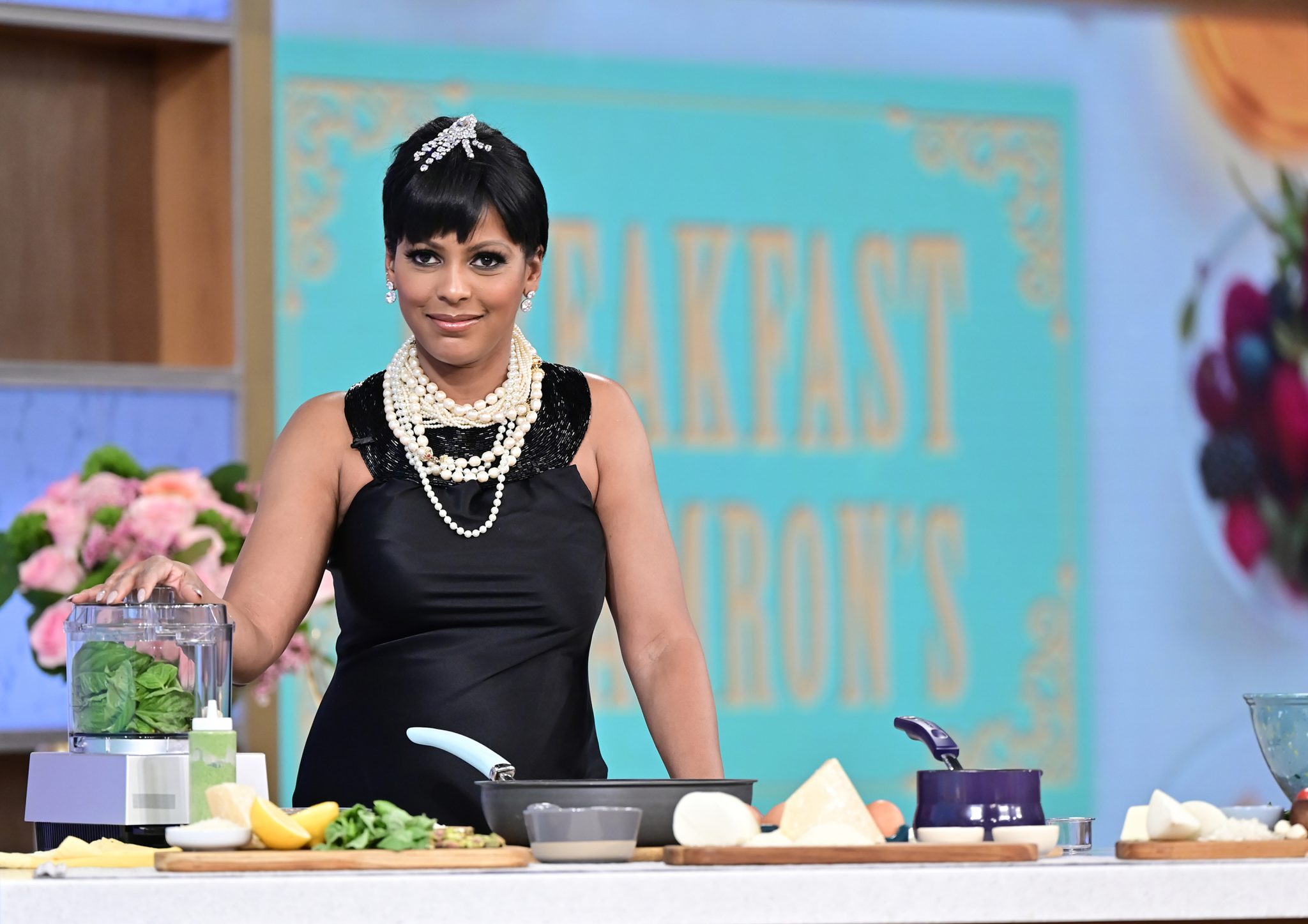 Rachael Ray, Kandi Burruss, Chef Aaron Sanchez Join Breakfast At Tamron ...