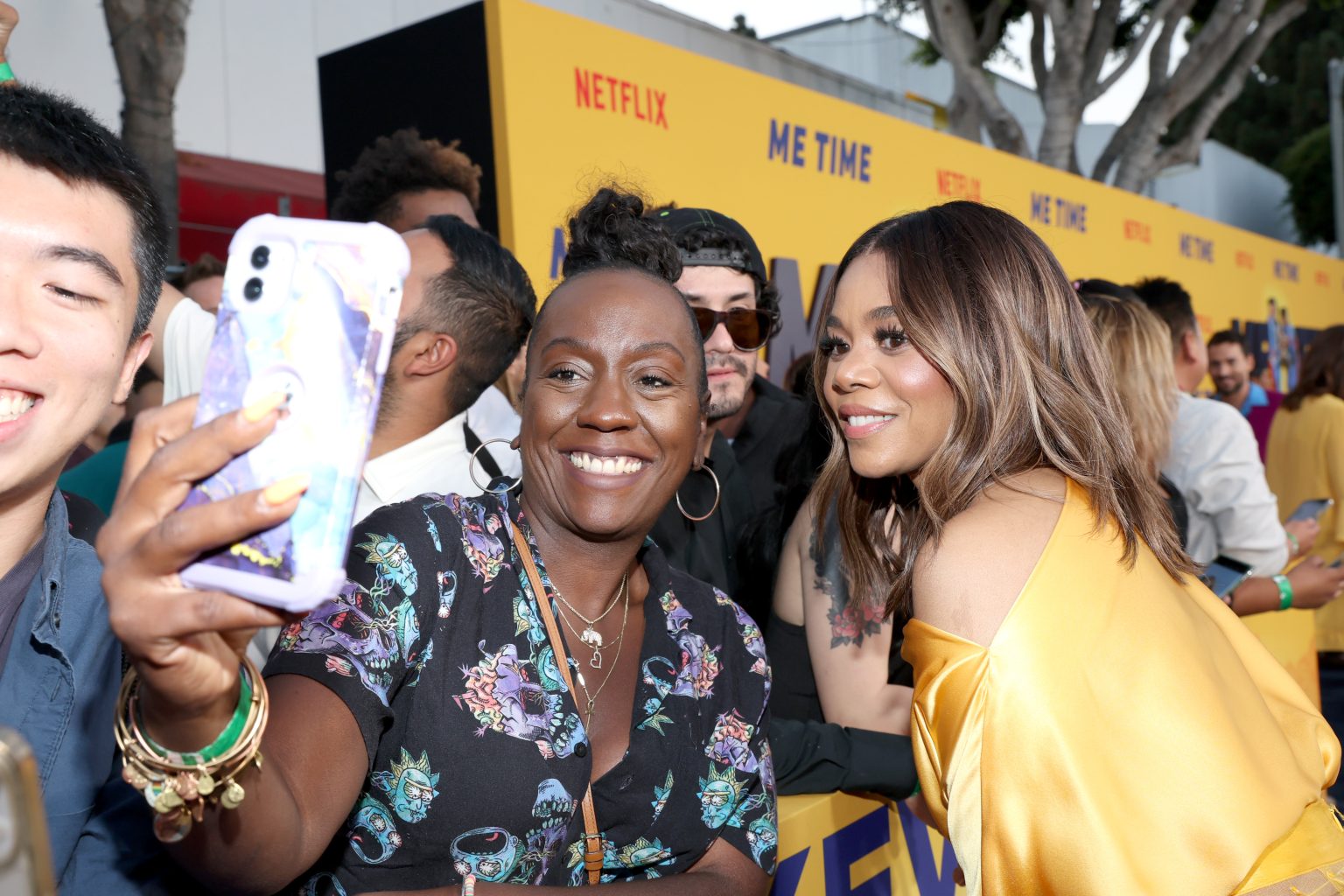 Wardrobe Breakdown: Regina Hall At Netflix's 'Me Time' Premiere In Los ...