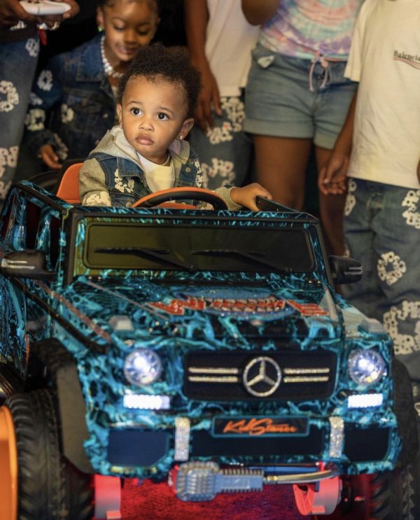 Rappers Cardi B & Hubby Offset Roll Out The Red Carpet For Son Wave's ...